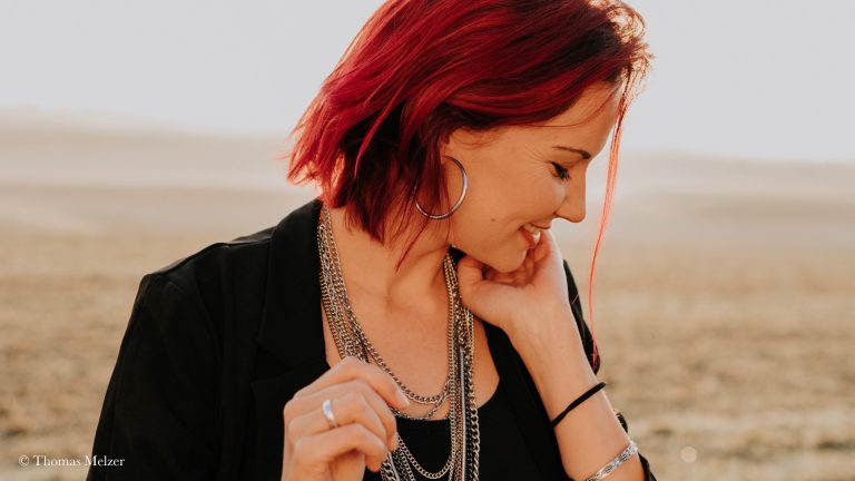 BOOKSHOP LIVE: Sarah Straub – Alles das und mehr - Kulturportal ...